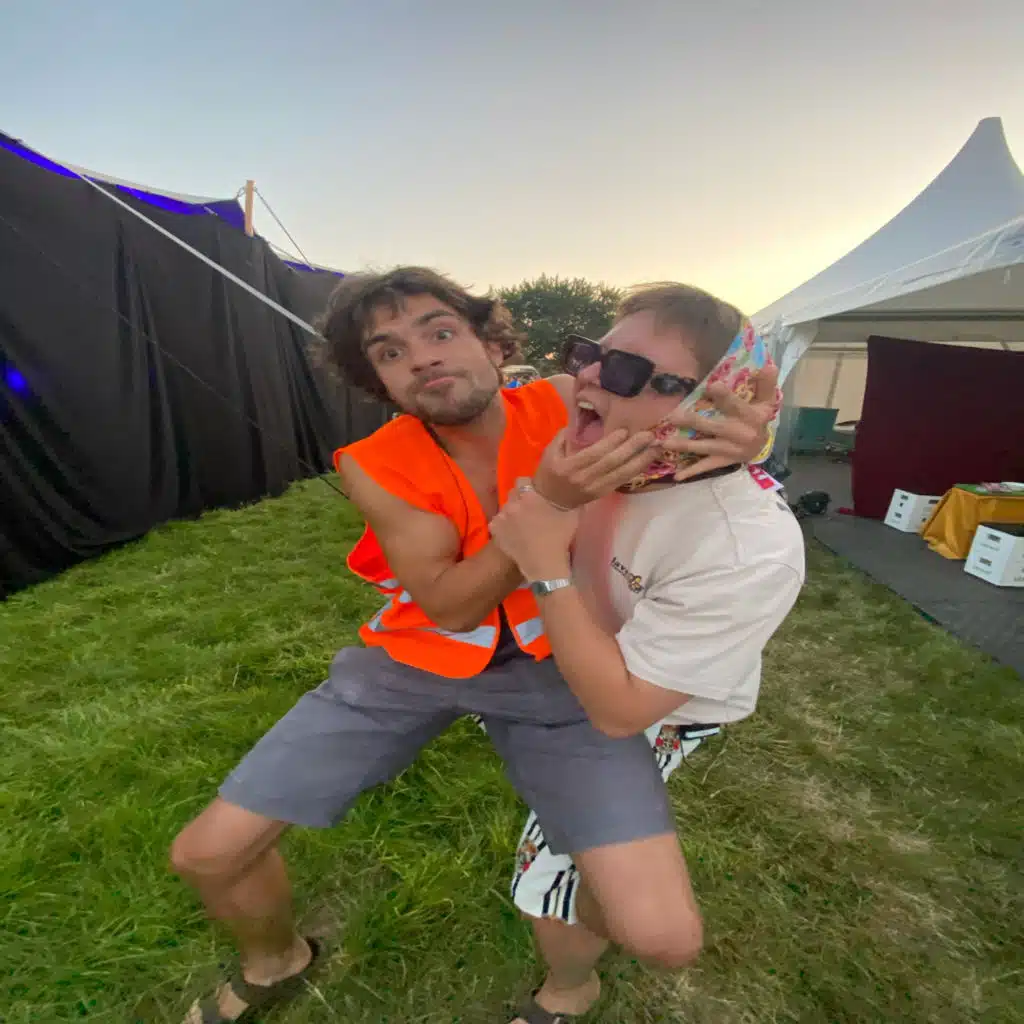 01099, Zachi & Paul - August | Watch on Anghami