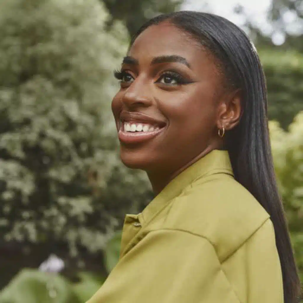 live more & love more by Cat Burns | Play on Anghami