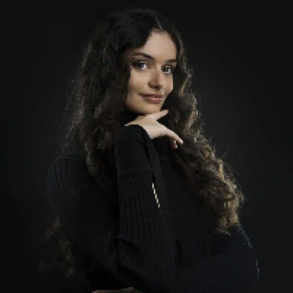 Nour - Premier amour (Version acoustique) | Play on Anghami