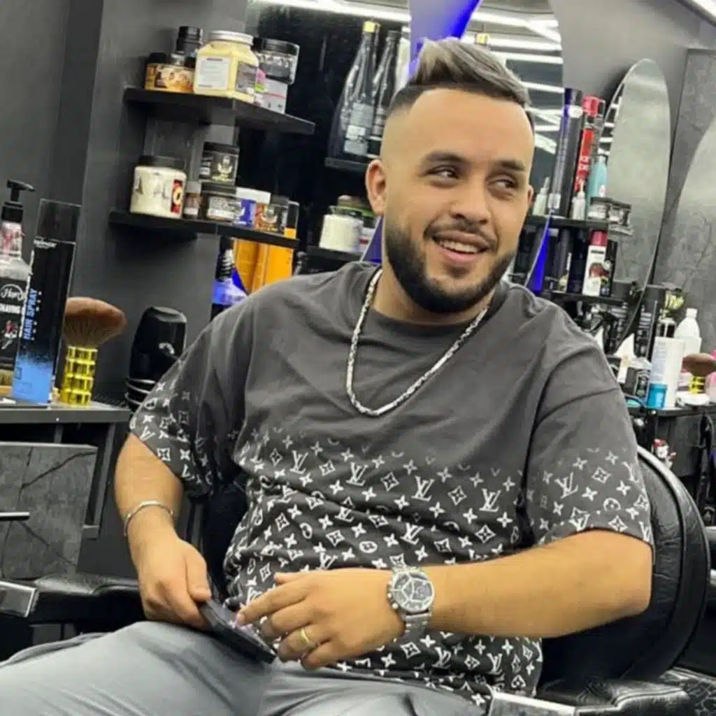 شاب مراد صغير من Matcomparich Rohak Biya w Nta Mjarjratak Wliya كلمات ...