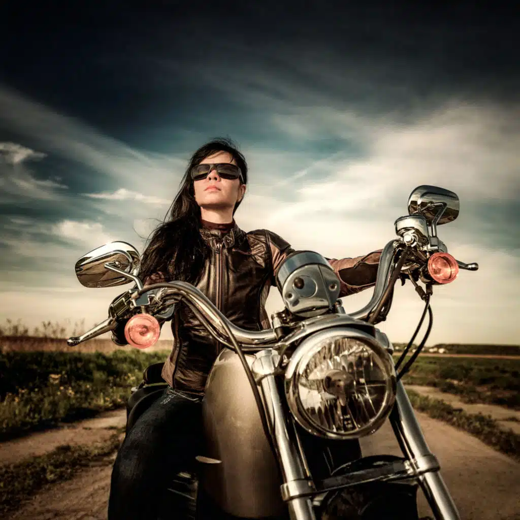 ADAN TORRES - Hold Me | Play on Anghami